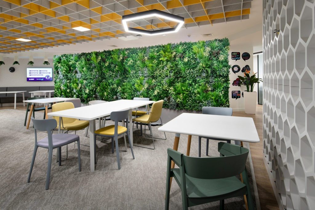 Foliascreen: Artificial Green Wall Partition & Plant Screen